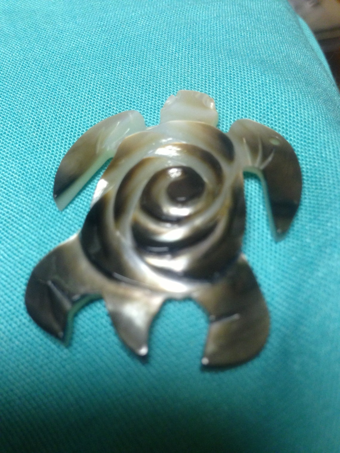 Rose HONU Shell - Etsy