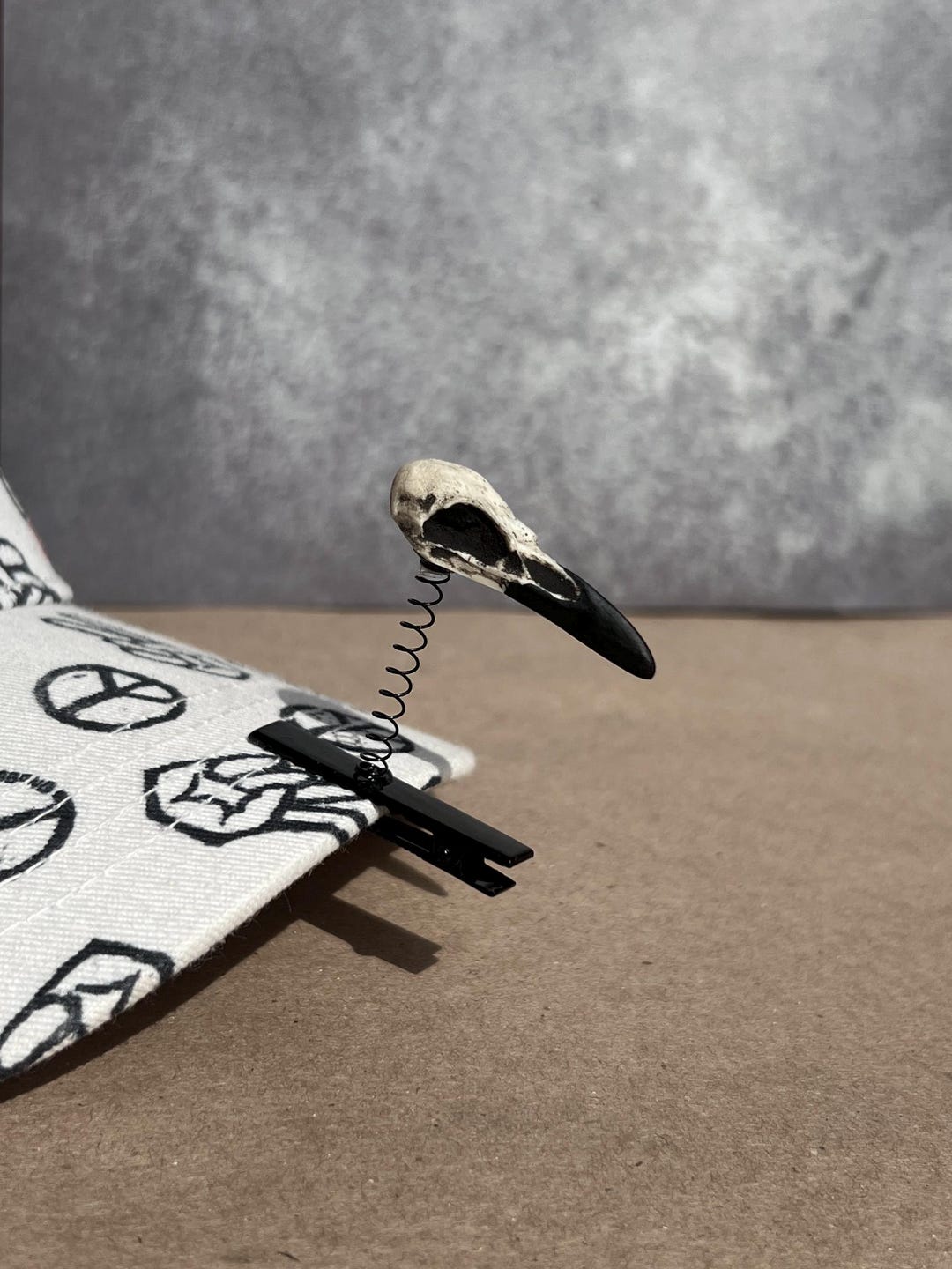 Sprout Clip Raven Skull Rave Hat Pin Hair Clip Barrette - Resin Skull ...
