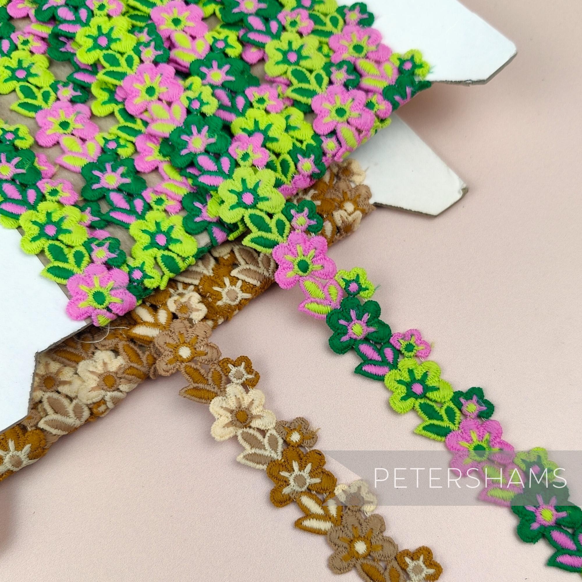 Vintage 1960/70s Total Flower Power 25mm Flower Guipure Trim - 1m ...