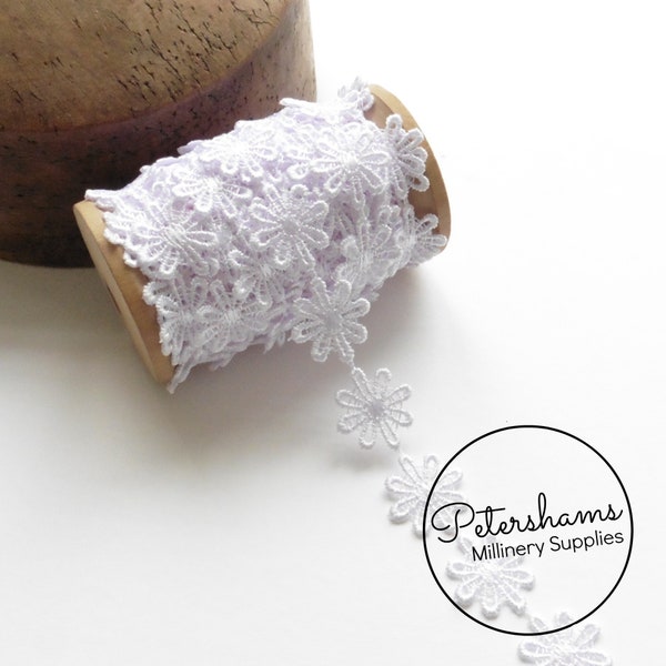 Daisy Lace Fabric - Etsy UK
