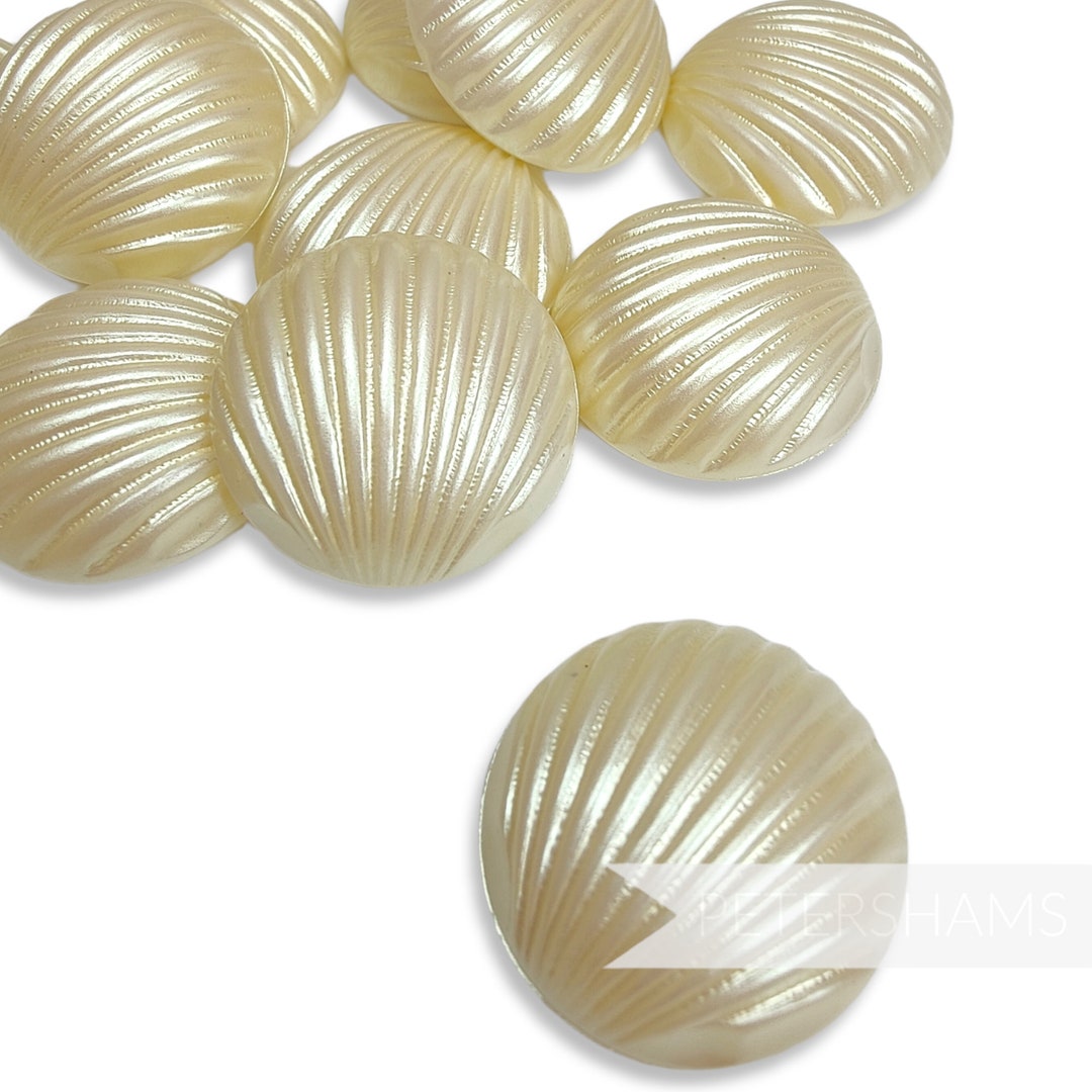28mm Ivory Iridescent Radiant Shell Vintage Acrylic Flat Back Cabochons ...