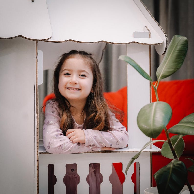 Princess House XXL | Walk-in Cardboard House House Made of Cardboard to ...