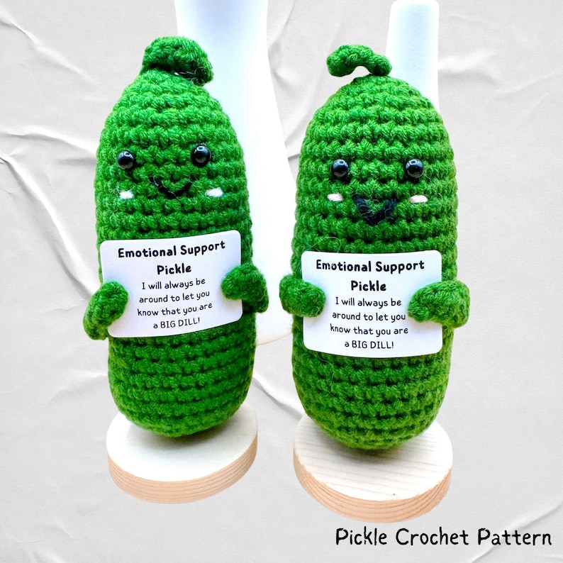 No-sew Crochet Pattern Pickle, Emotional Support Pickle Pattern ...