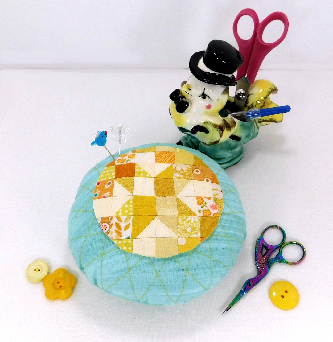 Pincushion Sunshine, Quilted Pincushion Large Emery Pincushion Handmade ...