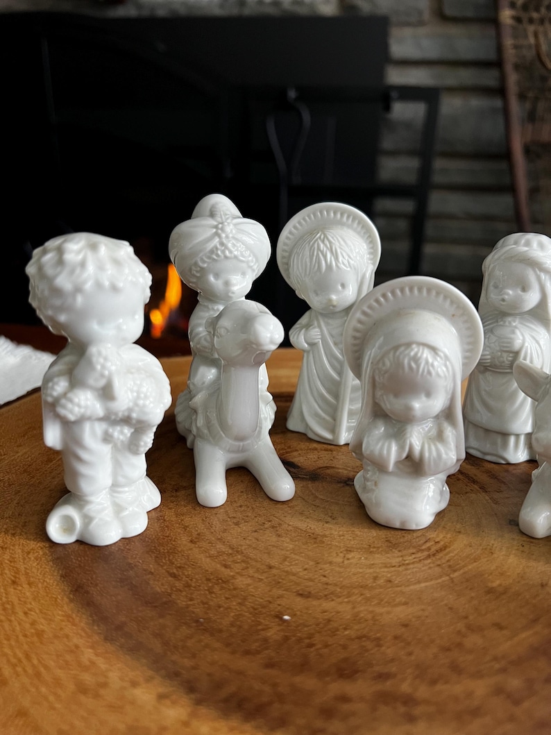 White Bisque Hallmark Children’s Nativity Set | Little Gallery | 1980s ...
