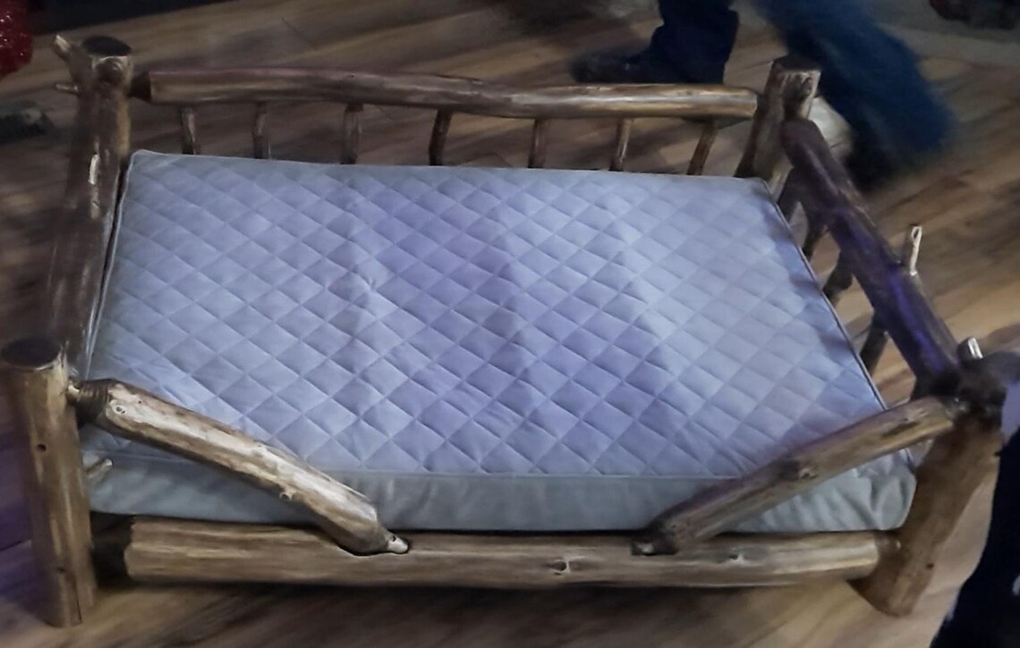 Large Hancrafted Log Dog Bed - Etsy