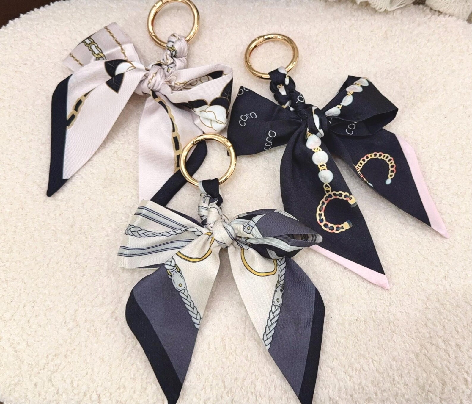 Silk Bow Keychain, Classic Scarf Charm | Chic Bag Accessory, Elegant ...