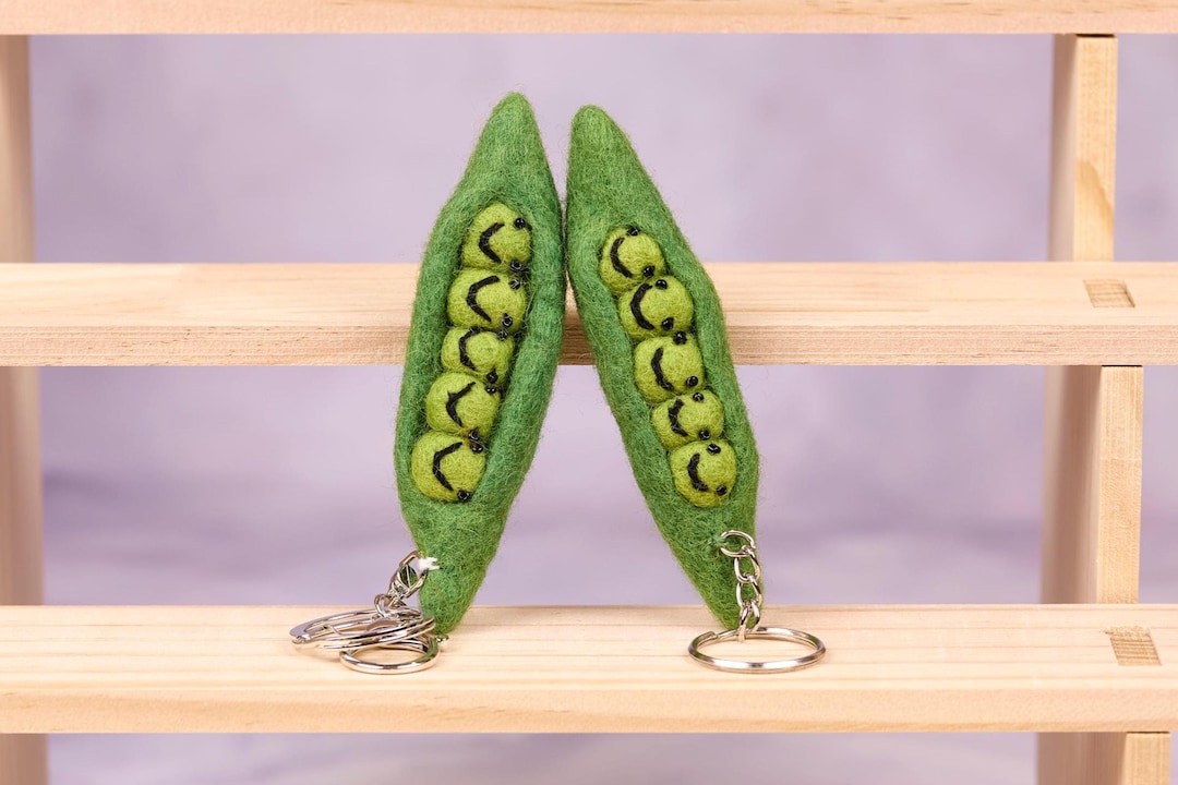Handmade Wool Felt Green Beans Keychain: Food Lover Gift - Etsy