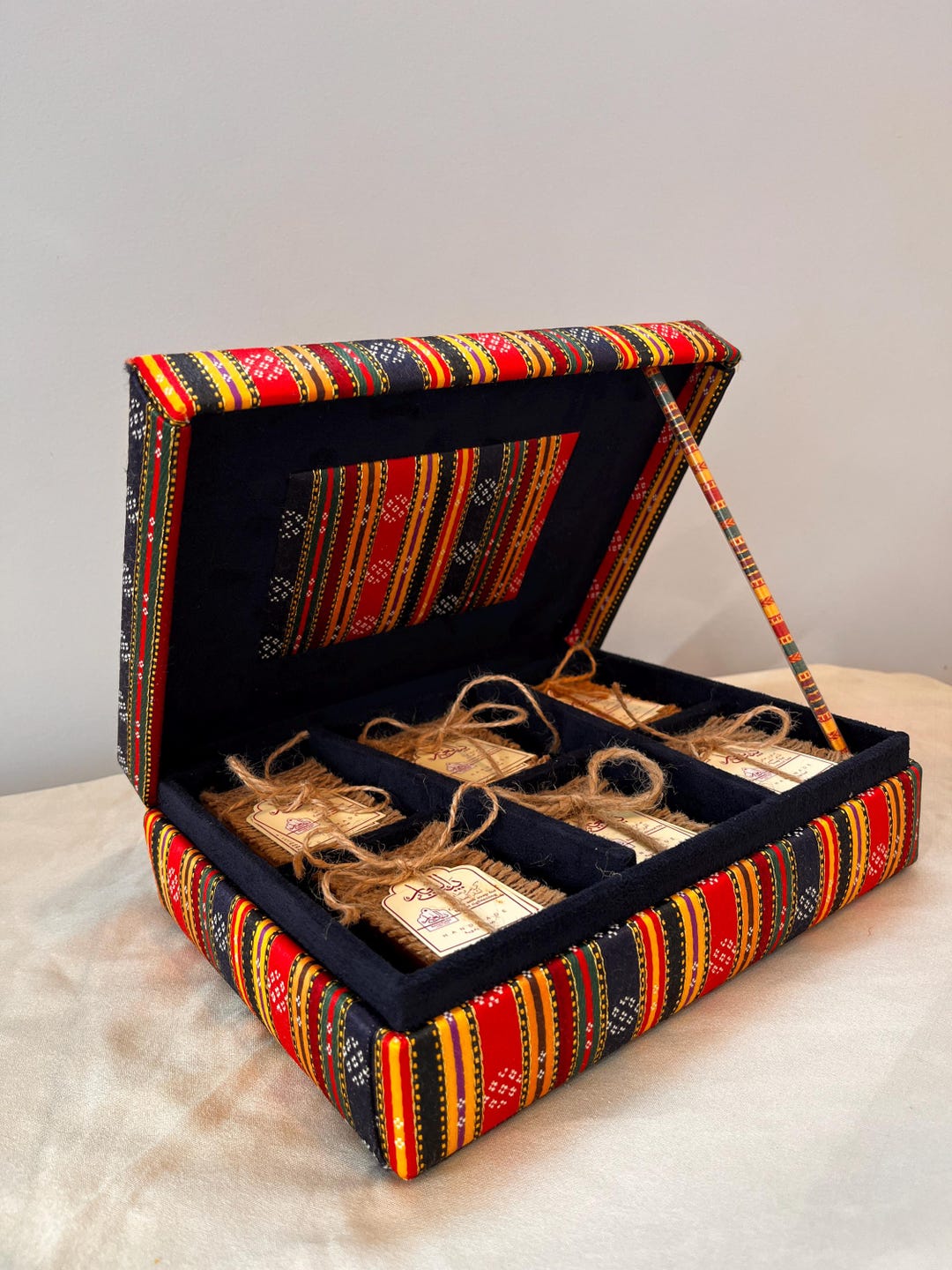 Luxury Handmade Brocade Box With Assorted Laurel Soap Bars - Saffron ...