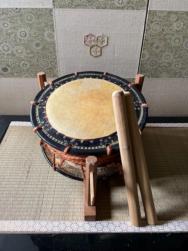 Japanese Shime-daiko Drum With Stand and Bachi – Traditional Taiko ...