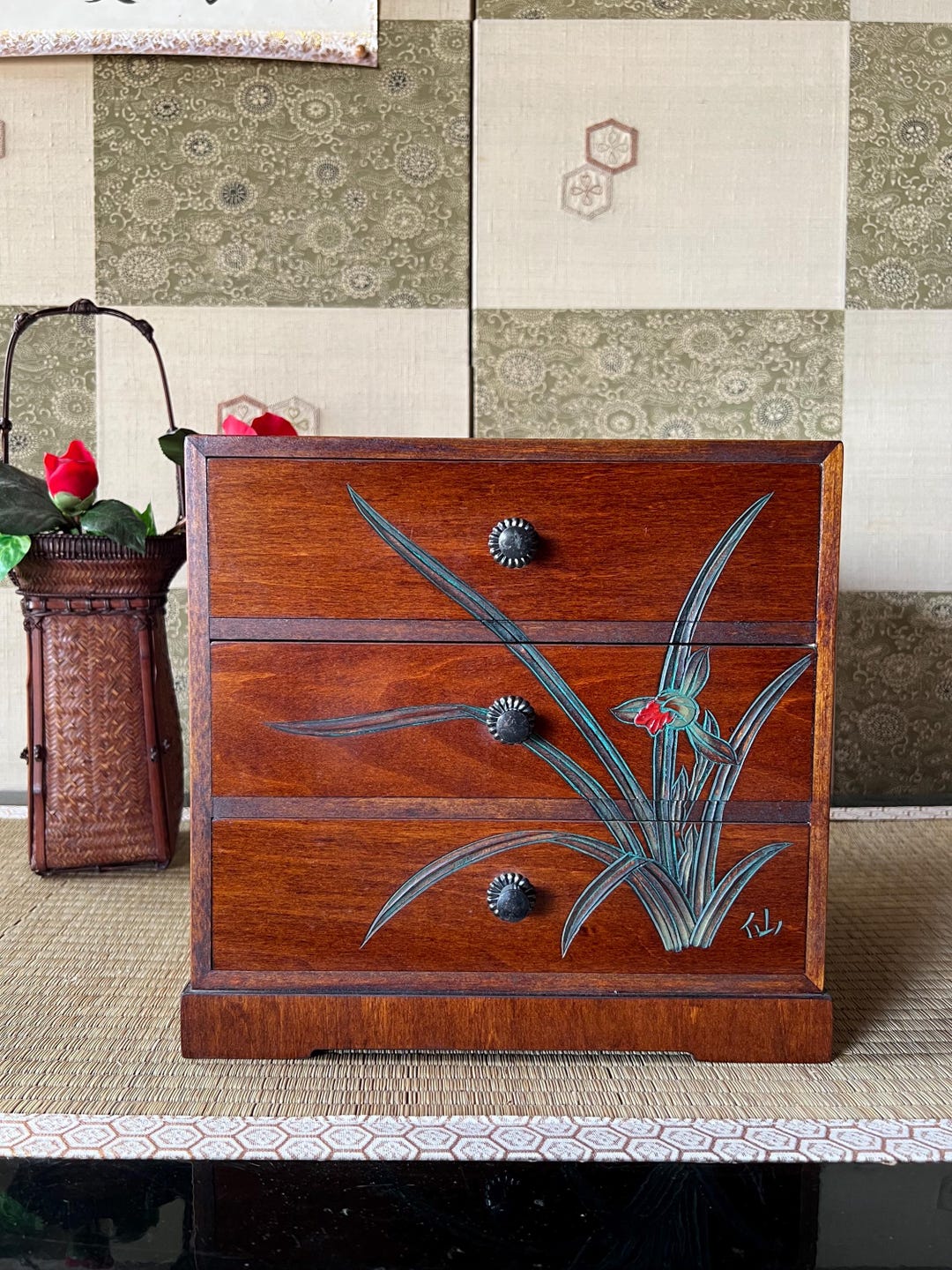 Traditional Japanese Sanuki Lacquerware Mini Chest – Hand-carved 3 ...