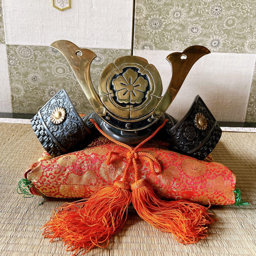 Oda Nobunaga Samurai Helmet Display With Cushion – Vintage Showa Era ...