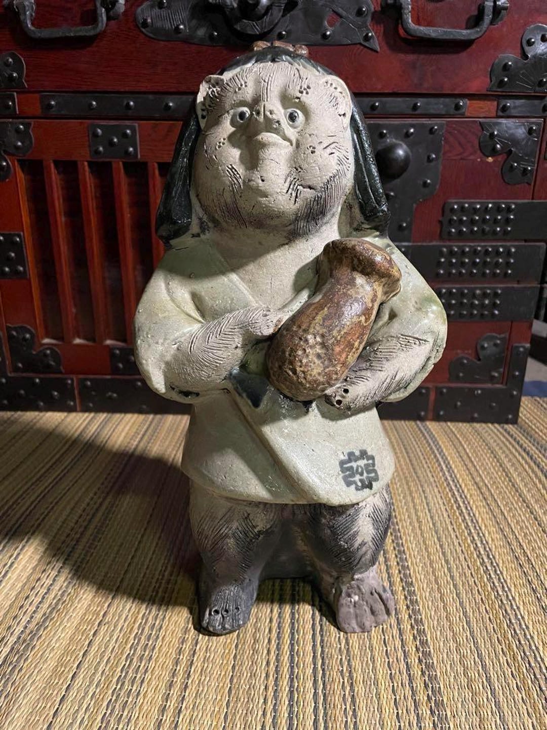 Rare Shigaraki Ware Female Tanuki Statue – Vintage Japanese Lucky Charm ...
