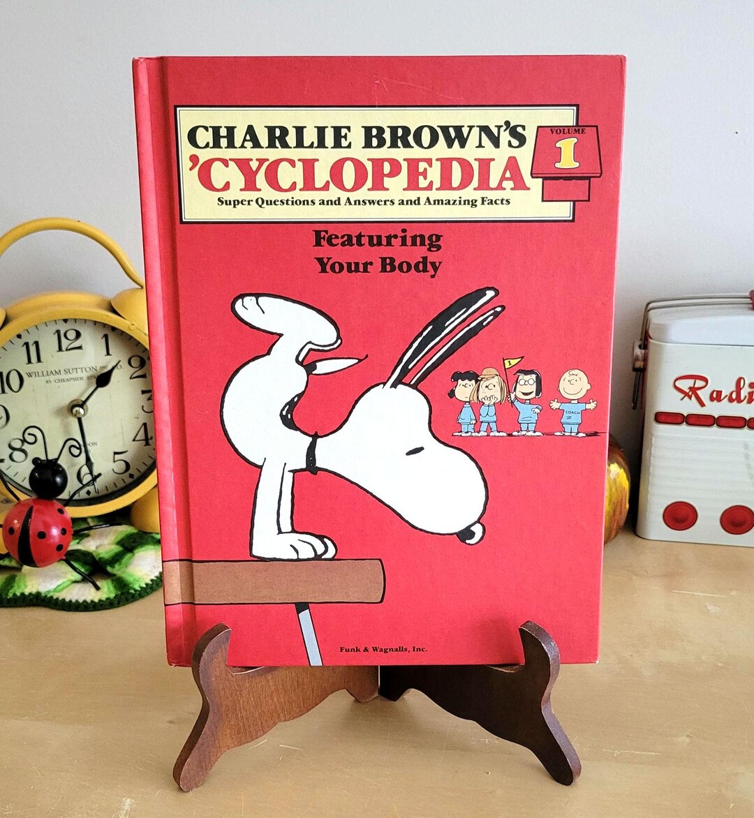 Vintage Charlie Brown Book, Snoopy's 'cyclopedia, Children's Book 1980 ...