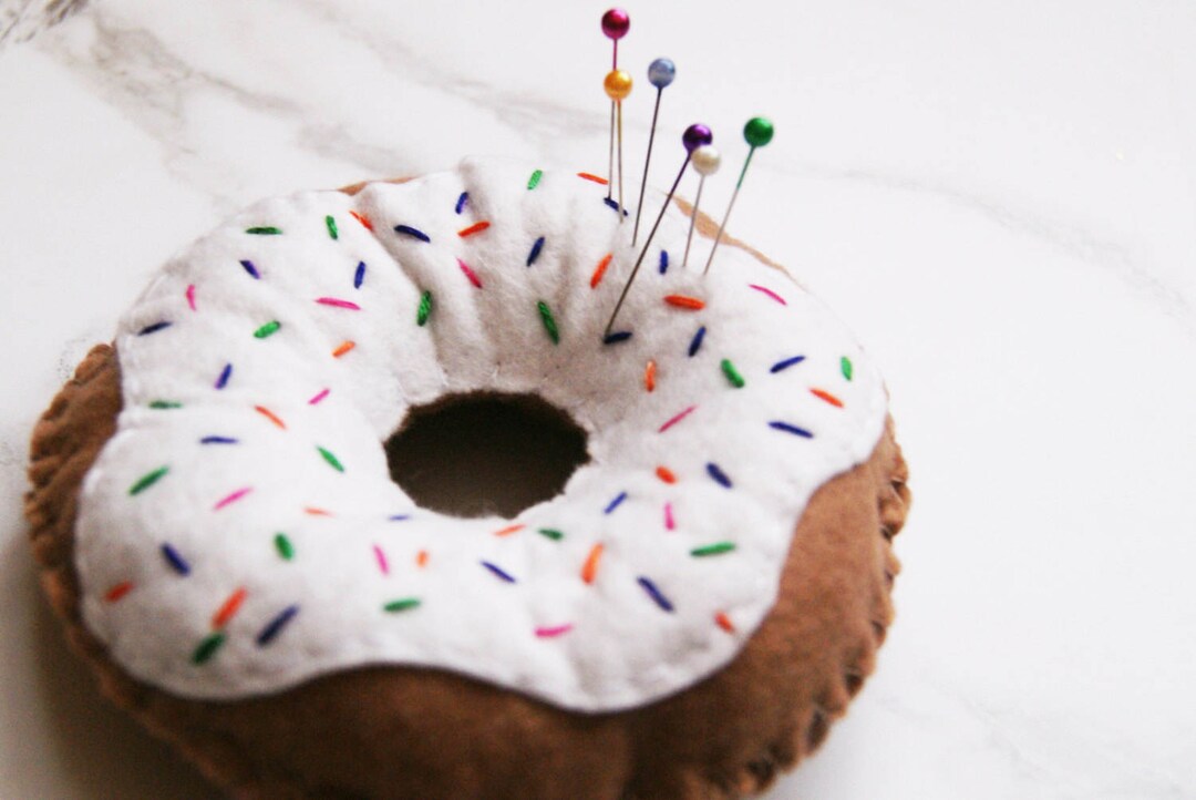 Felt Doughnut Pin Cushion, Donut Pin Cushion, Plush Donut, Felt ...