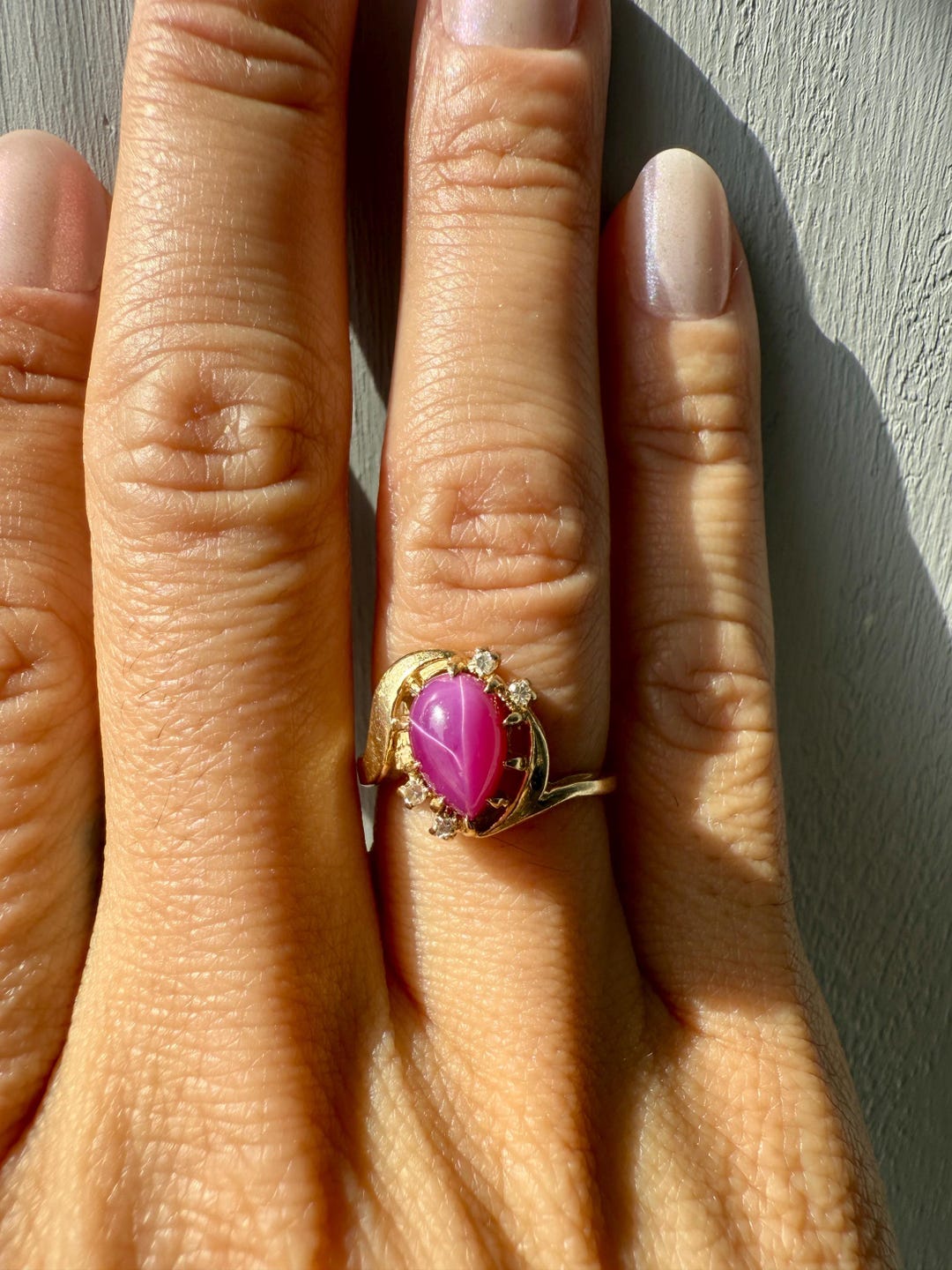 Vintage Mid-century 14K Gold Cabochon Linde Star Ruby Diamond Ring - Etsy