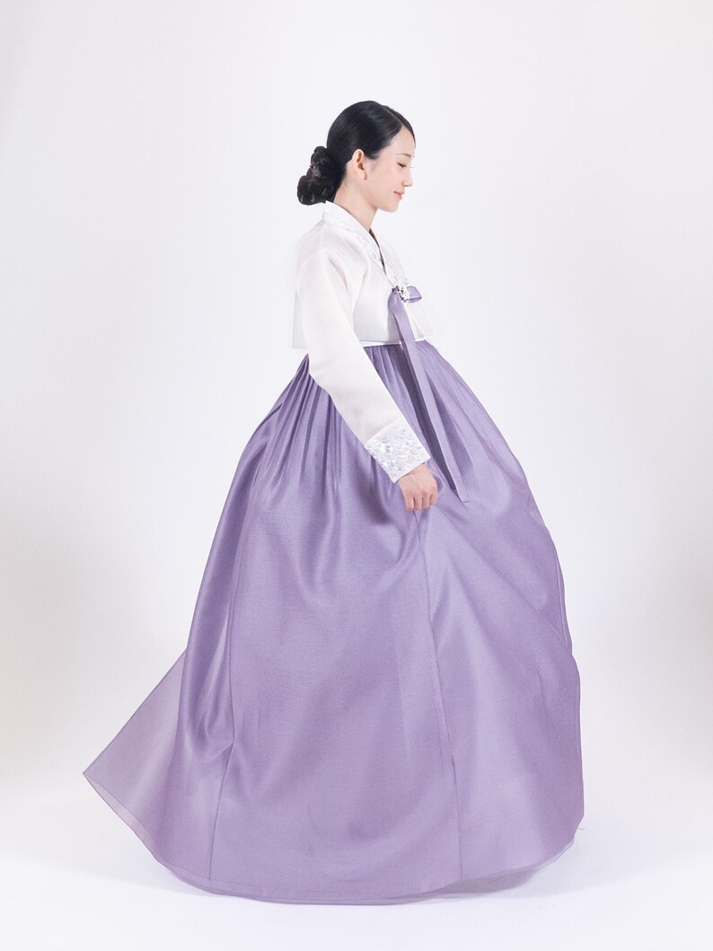 EWH020 L Areum Grace Woman Hanbok in Light Purple | Traditional Hanbok ...