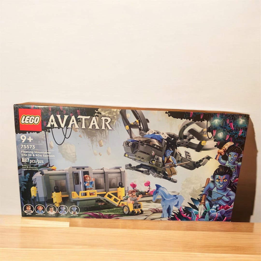 LEGO Avatar 75573 Floating Mountains: Site 26 and RDA Samson 887 Pieces ...