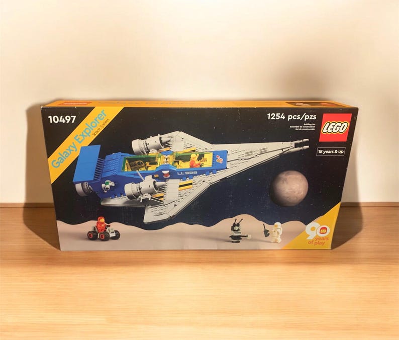 LEGO Spaceship 10497 Icons Galaxy Explorer 1,254 Pieces new Sealed ...