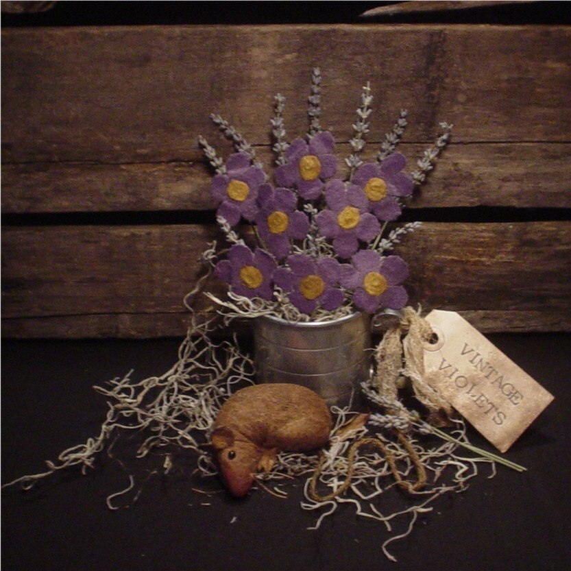Aged Primitive Folk Art Poppy and Vintage Look Violet Flowers for Your ...