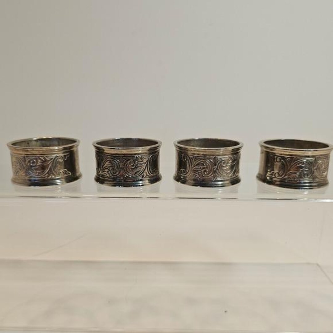 Set of 4 Mayell Queen Anne Ornate Engraved Silver Plate Napkin Ring ...
