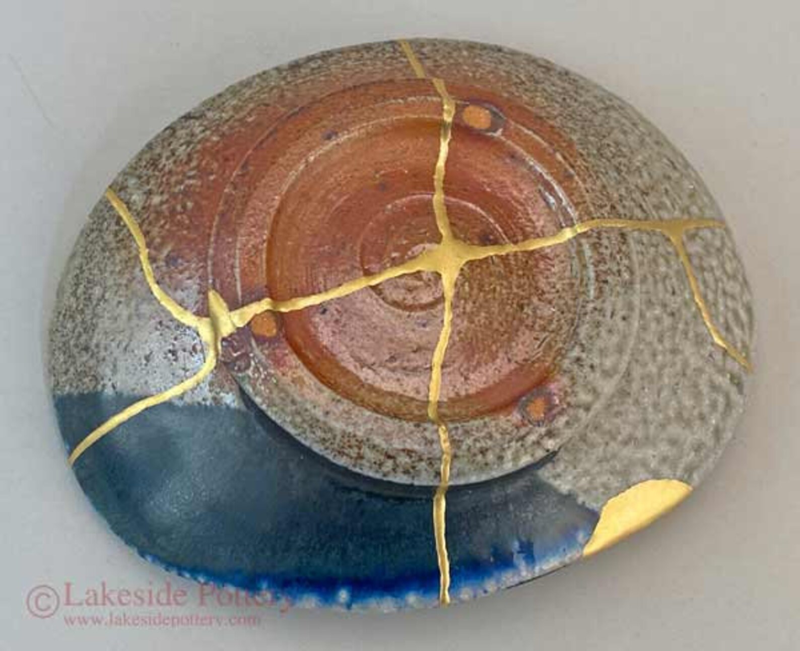 SOLD 23.5K Gold Kintsugi Wood-fired Dish - Etsy