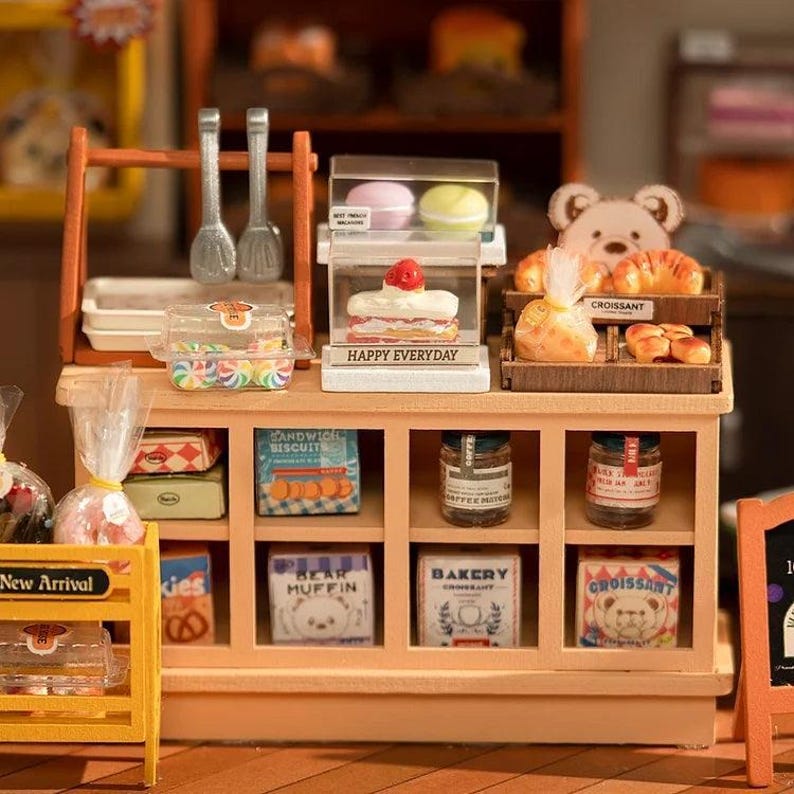 Becka’s Baking House DIY Dollhouse Kit – Miniature European-style Cake ...