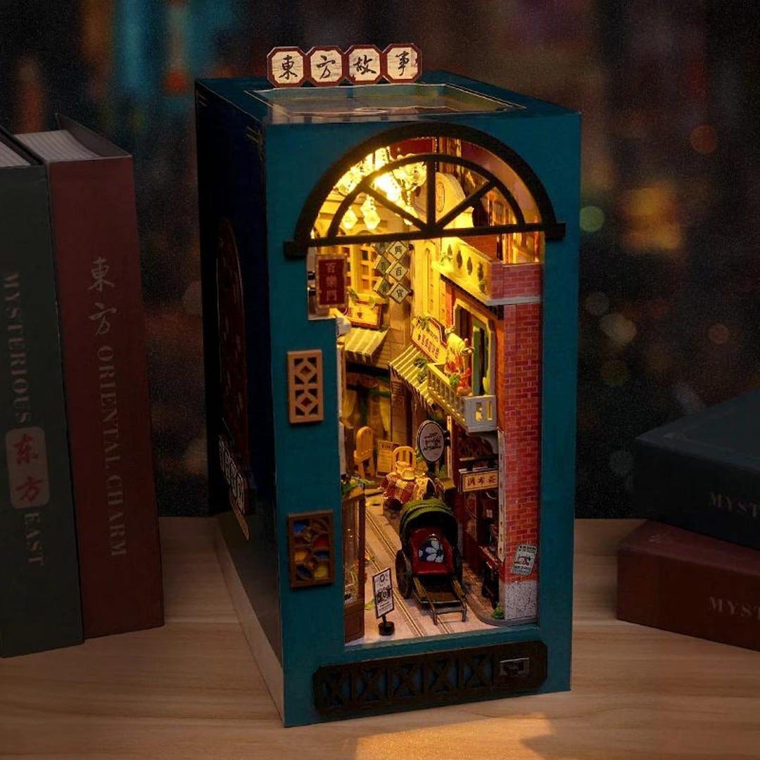 DIY Book Nook Kit Happy Street Book Nook Photo Studio Book Shelf Insert ...