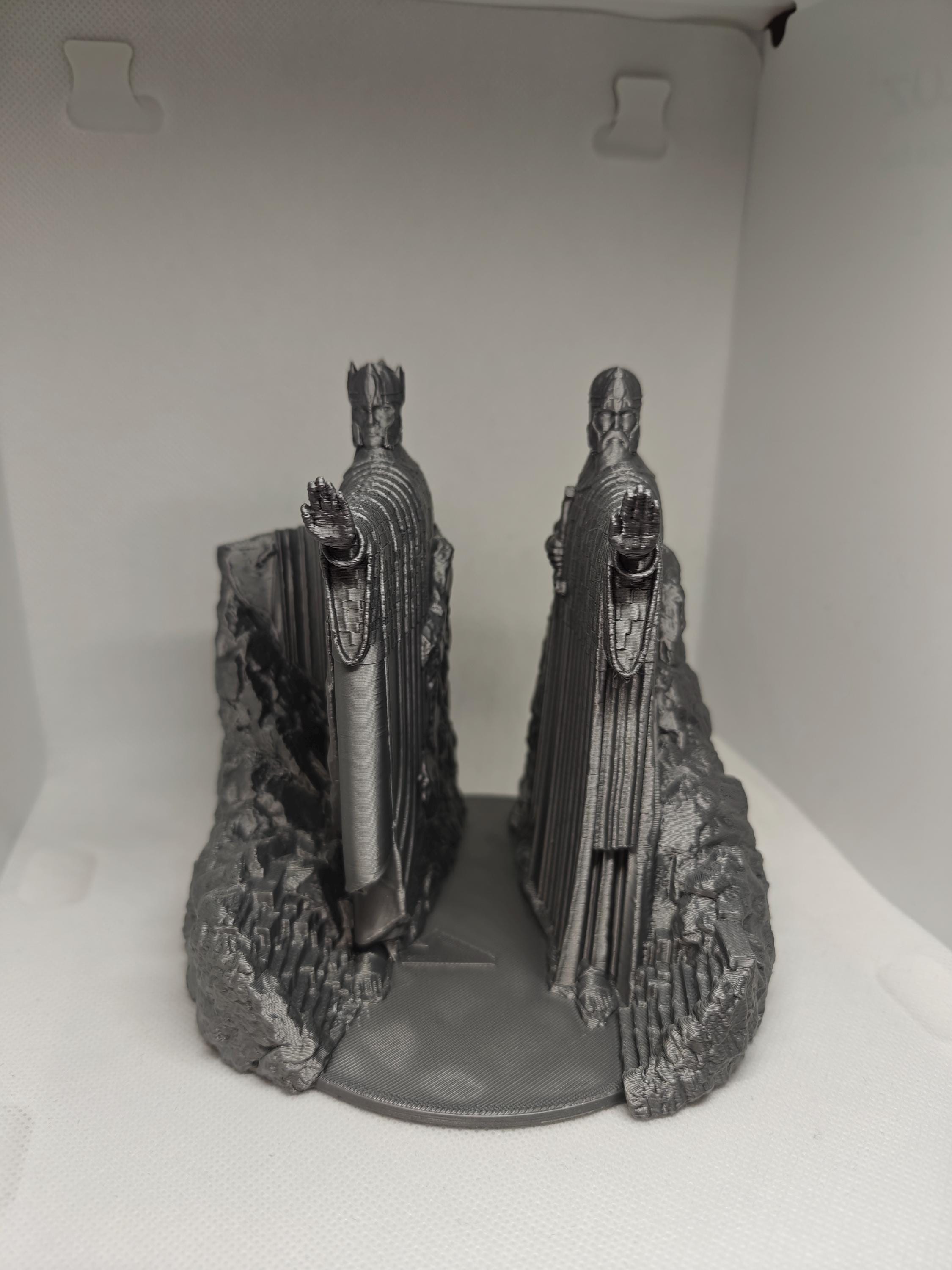 Argonath Statue of the Gods Gondor Gatekeepers From the Lord of the ...