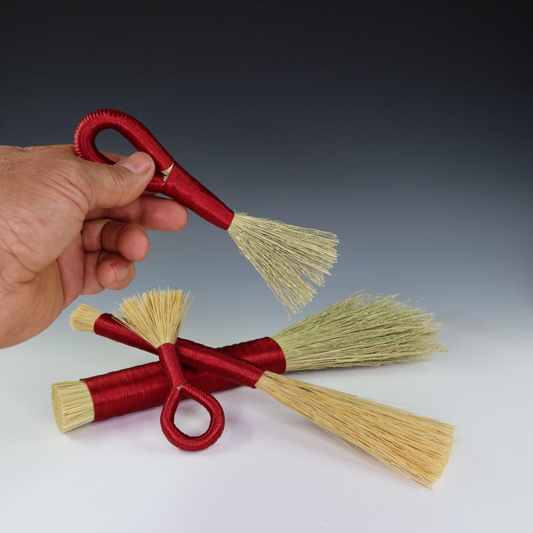 Maroon Four Broom Set, Loop Handle Slip Broom, Paint Brush, Hake ...