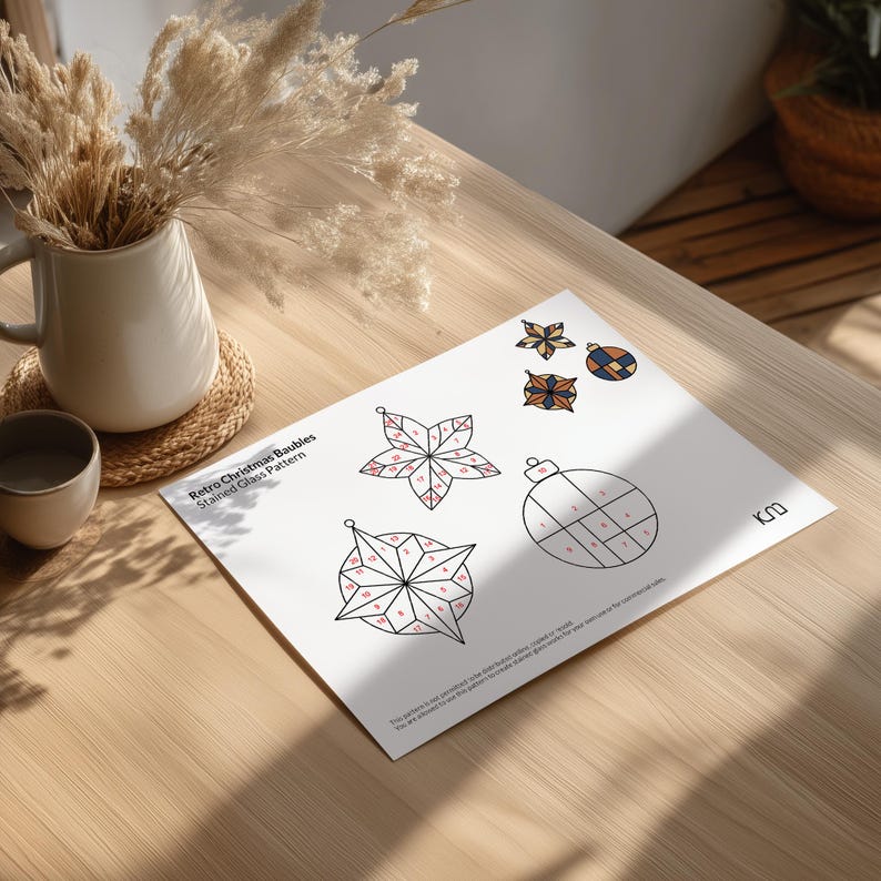 Retro Christmas Baubles - Stained Glass Pattern Tiffany Style Glass ...