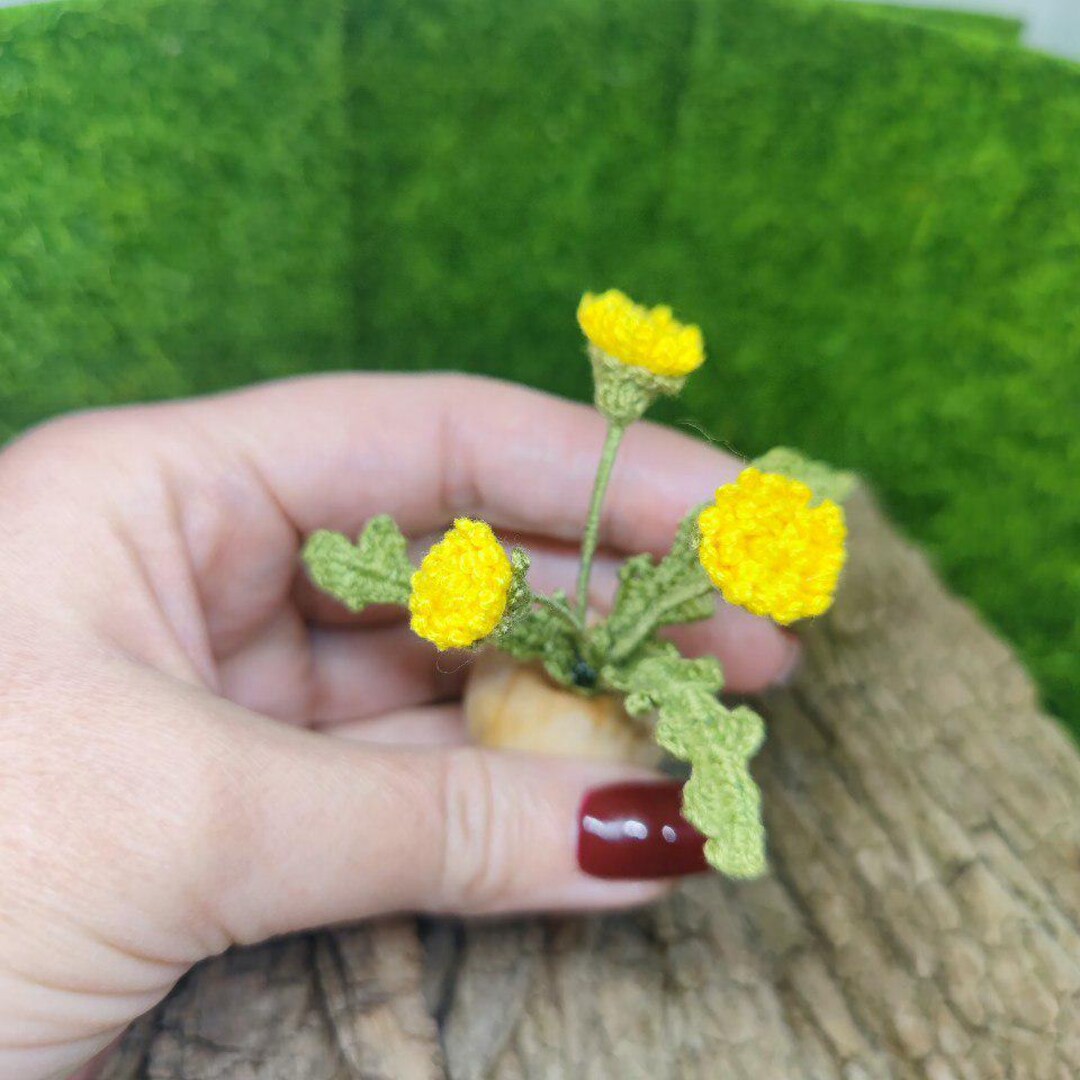 Bouquet of Tiny Dandelions Crochet Miniature Flowers, Dandelions in a ...