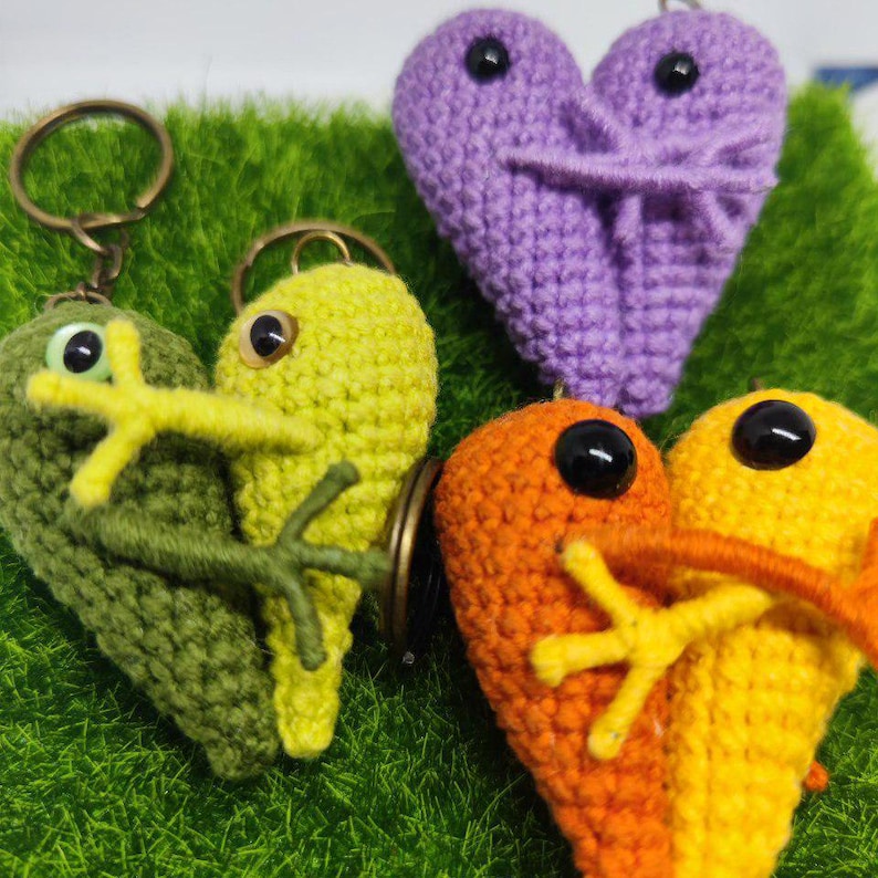 Kiss & Magnet Keychain Duo - Unique Matching Gifts for Couples and ...