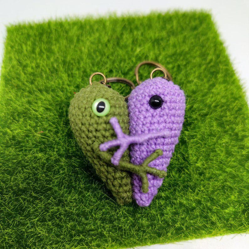 Kiss & Magnet Keychain Duo - Unique Matching Gifts for Couples and ...