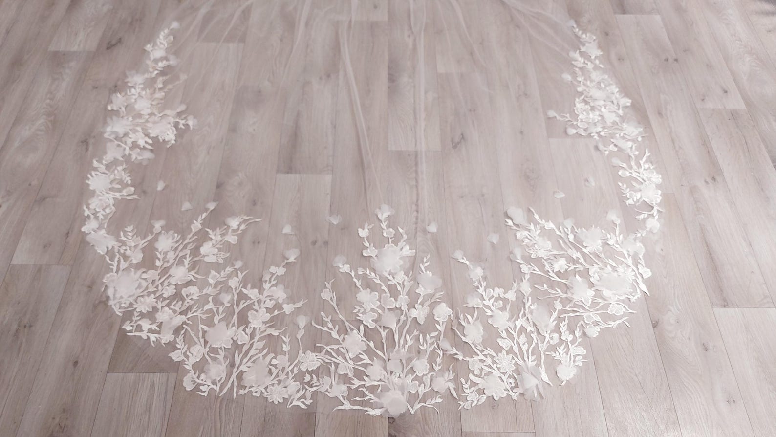 Venus - Lace Veil With 3D Floral Details - Etsy