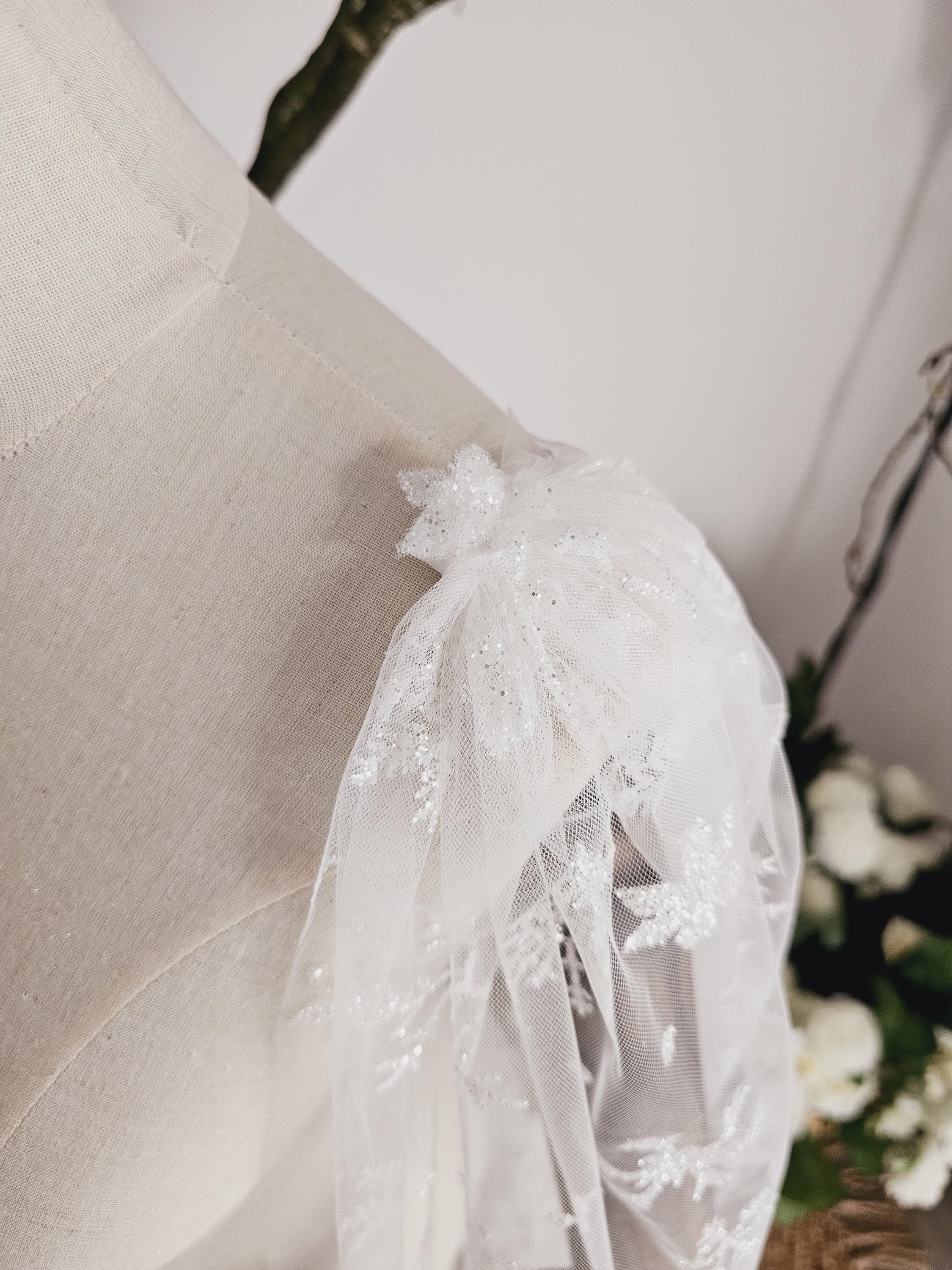 Charlotte - Snowflake Glitter Cape Veil - Etsy