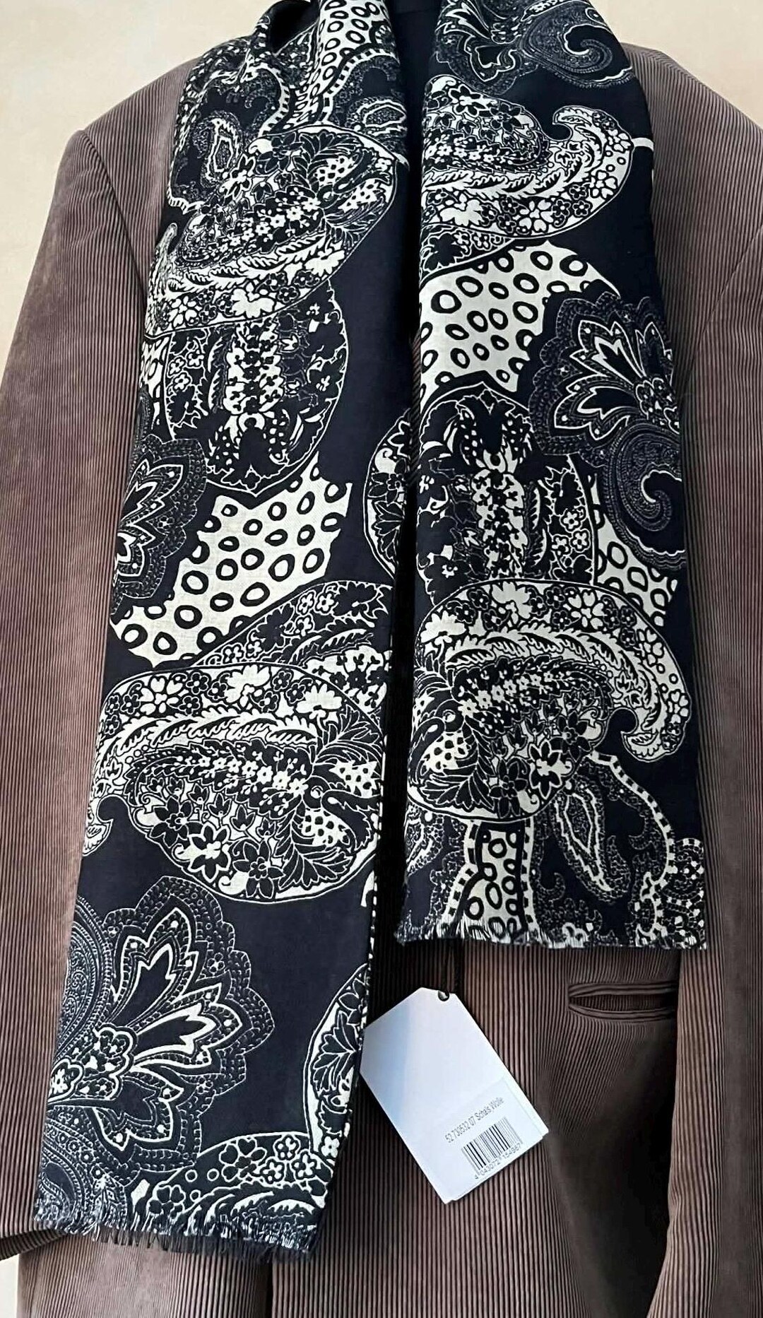 Codello Wool Scarf Double Layer Black White Paisley Made in Italy ...