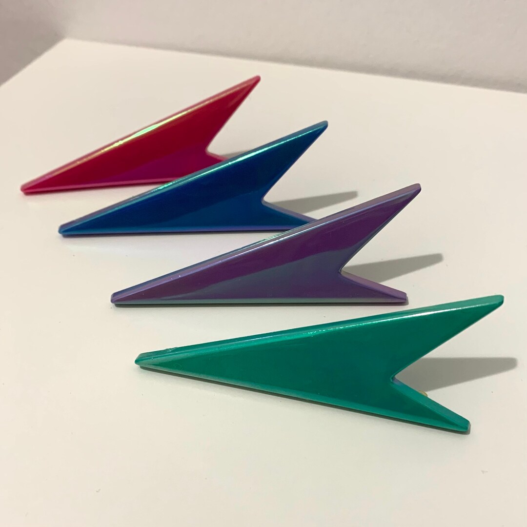 1980s Retro Space Age Geometric Arrowhead Brooch, Lustrous Plastic - Etsy