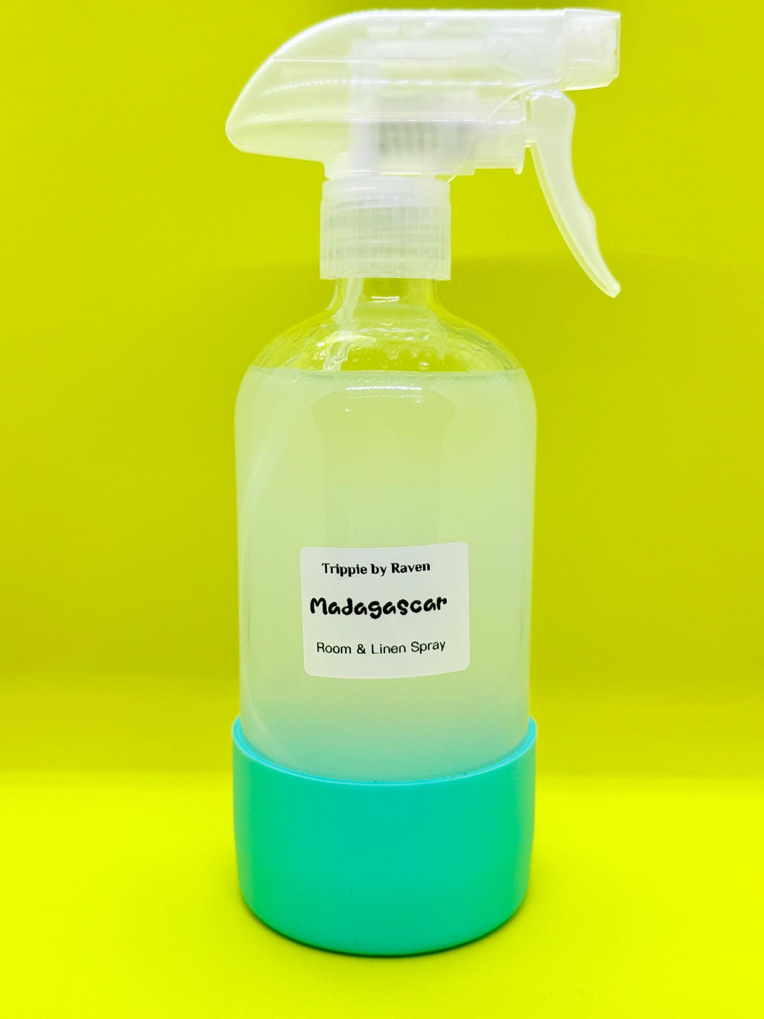 Room and Linen Spray With Essential Oils, Natural Home Fragrance ...