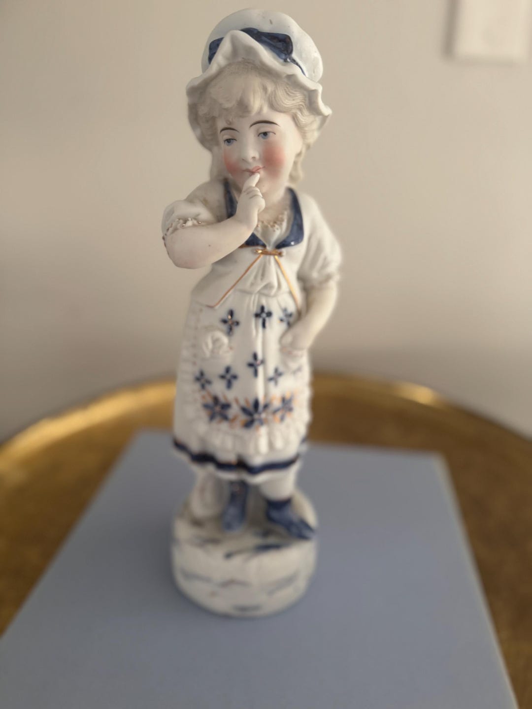 VINTAGE Blue and White Porcelain Lady - Etsy