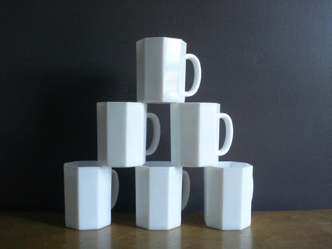 Vintage Arcoroc Octime White Milk Glass Octagon Coffee Mugs Made in ...