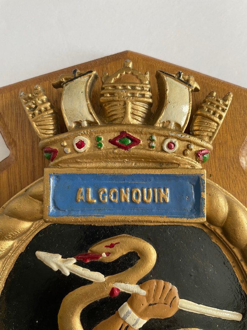 Vintage HMCS Algonquin TAMPION on Plaque Ships Crest Badge Iroquois ...
