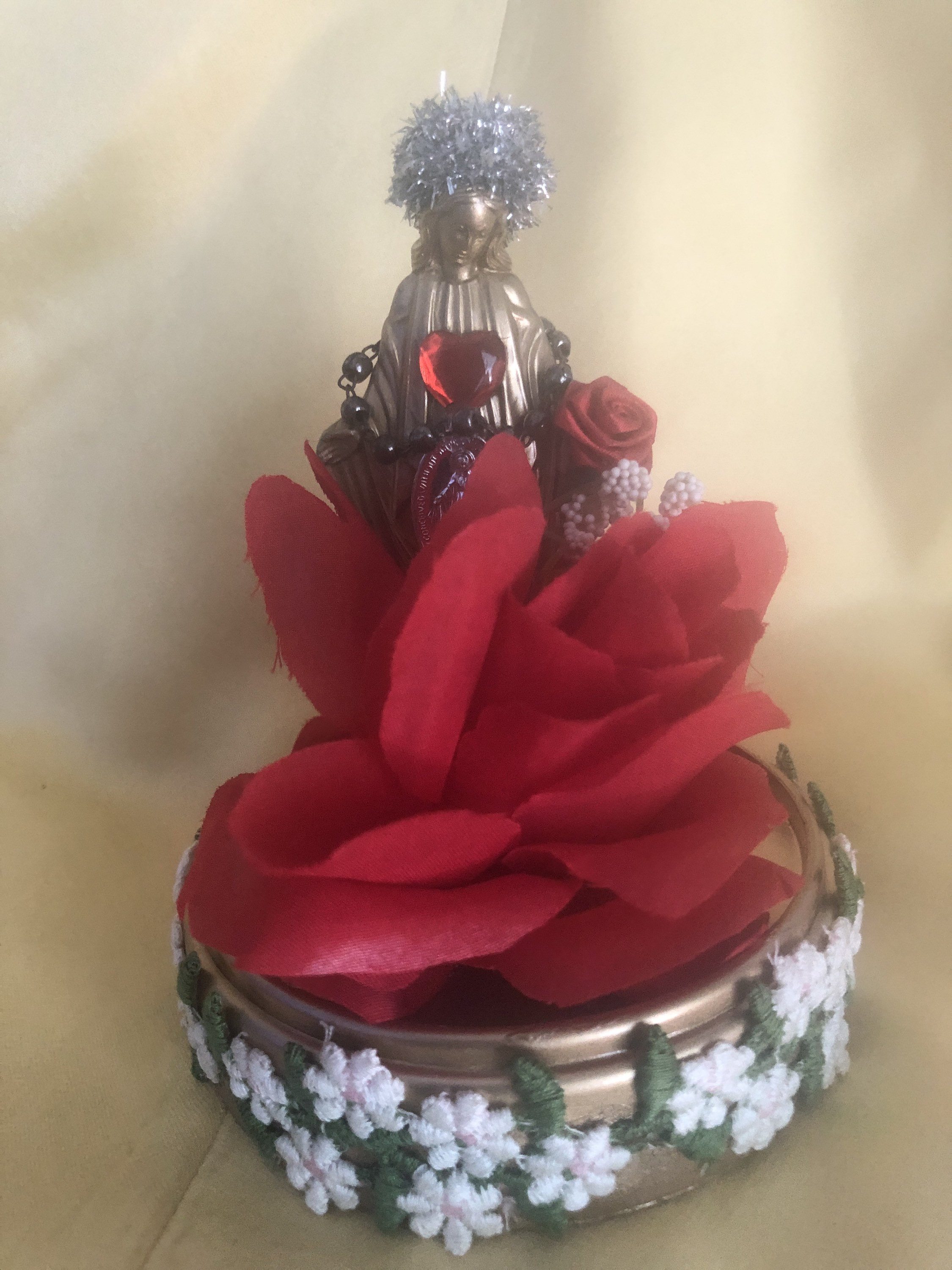 Virgin Mary Red Rose Devotional Art Statue Under Dome Gold 5.5 Tall 2nd ...