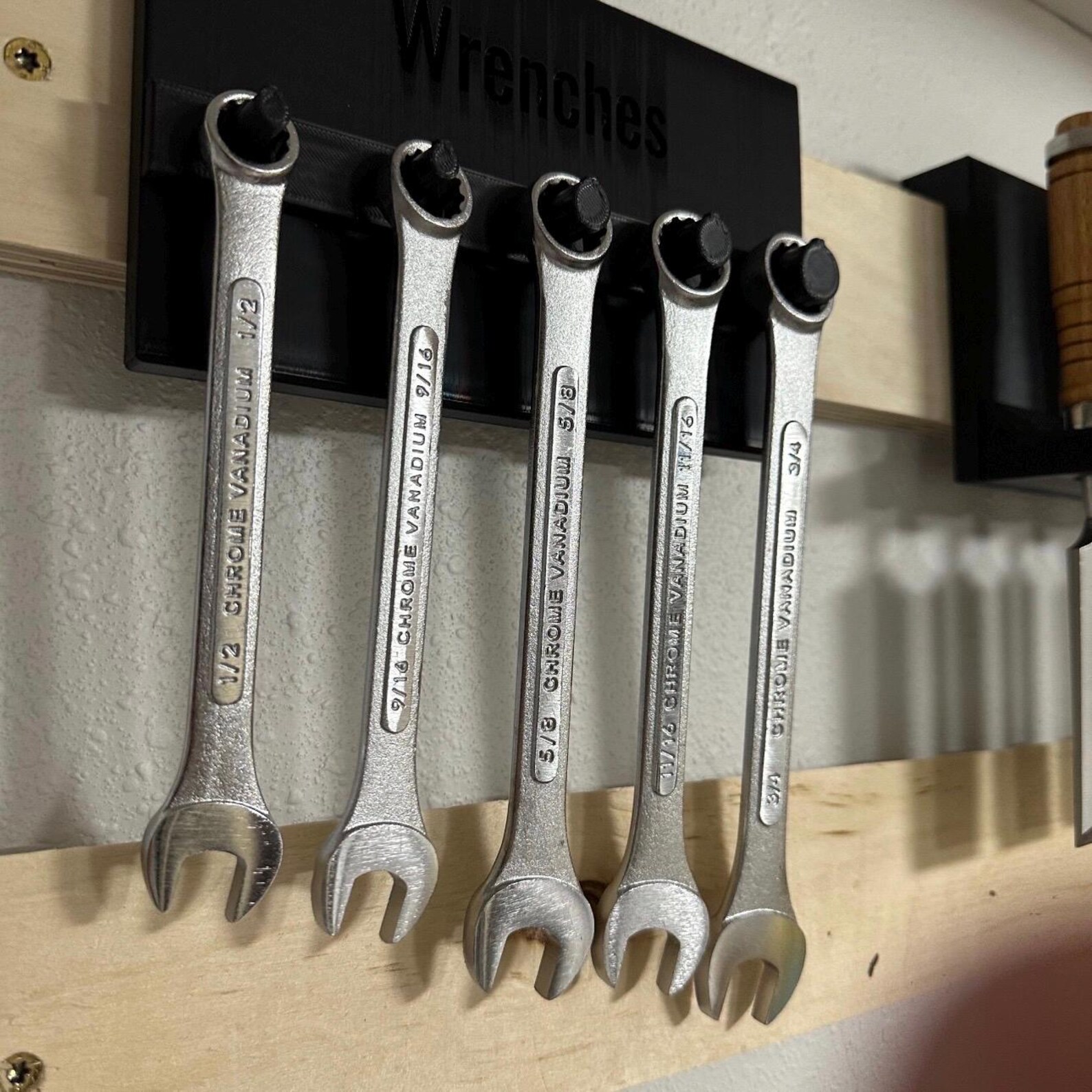 French Cleat Adjustable Wrench Organizer storage for up to 5 Wrenches ...