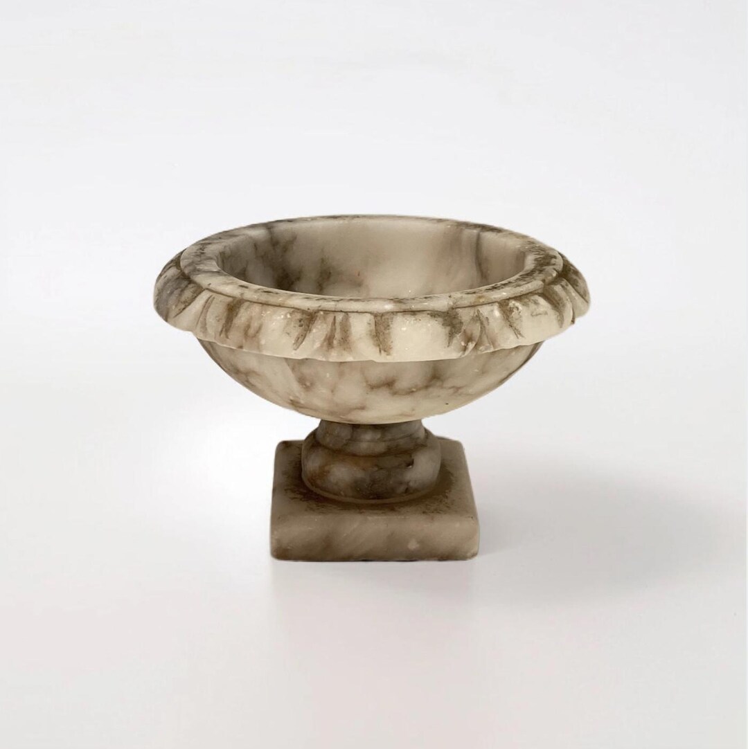 Tiny Alabastar Bird Bath - Etsy