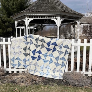Rotation Quilt PDF Pattern by Dizzy Quilter, Fat Quarter Friendly - Etsy