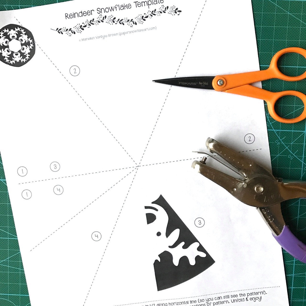 Reindeer Paper Snowflake Pattern PDF Digital Download - Etsy Canada