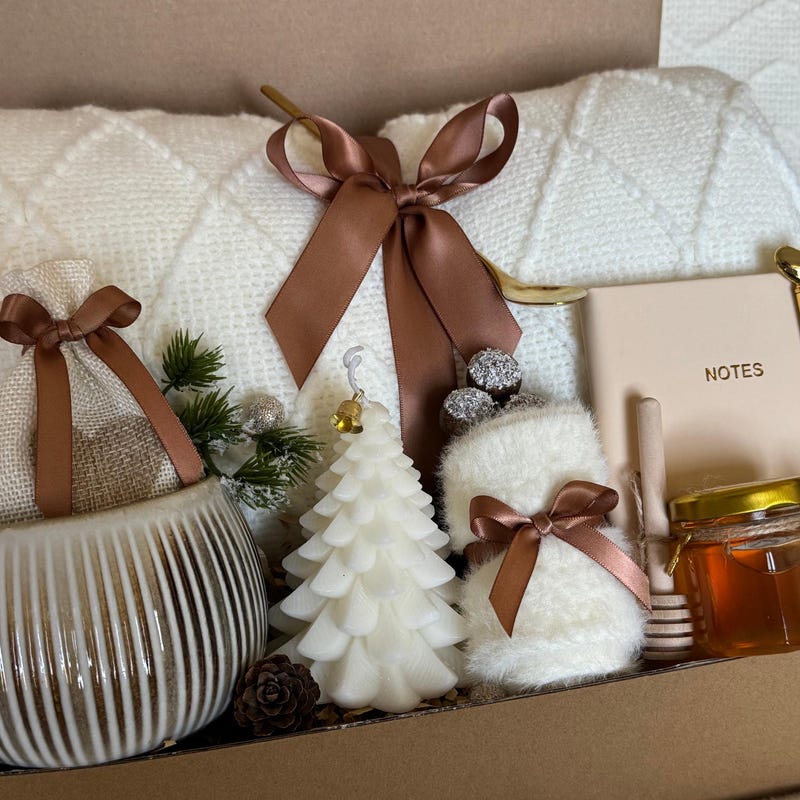 Hand Made Candle Gift Box - 60+ Gift Ideas for 2026