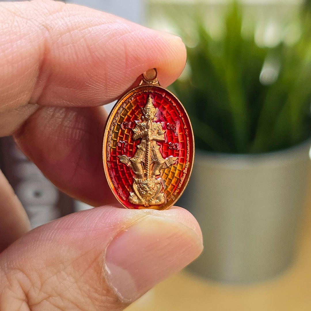 Thai Amulet Thao Wessuwan Amulet Coin – Powerful Talisman of Protection ...