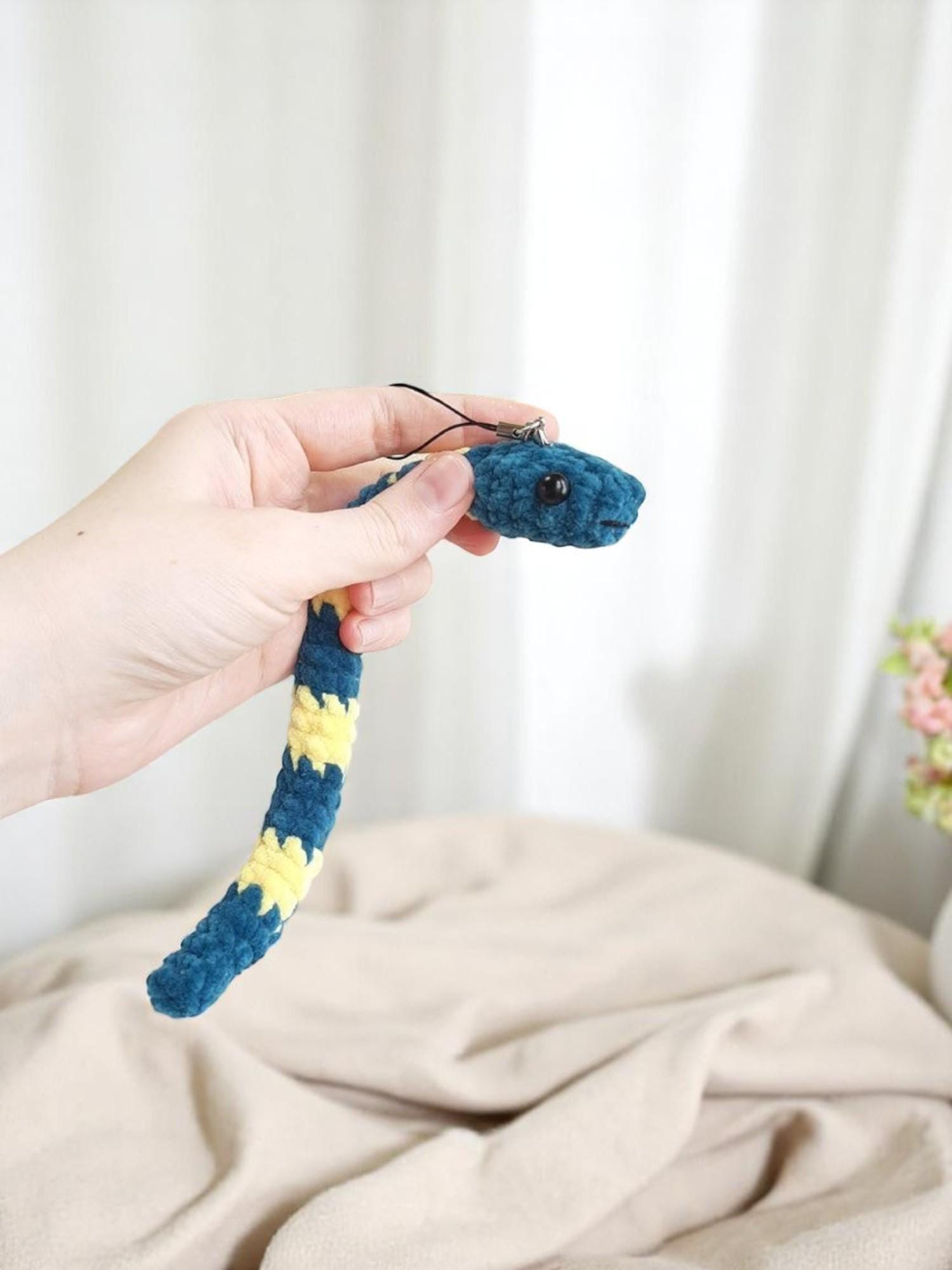 Snake Keychain Crochet Pattern PDF, No Sew Amigurumi, DIY Amigurumi ...